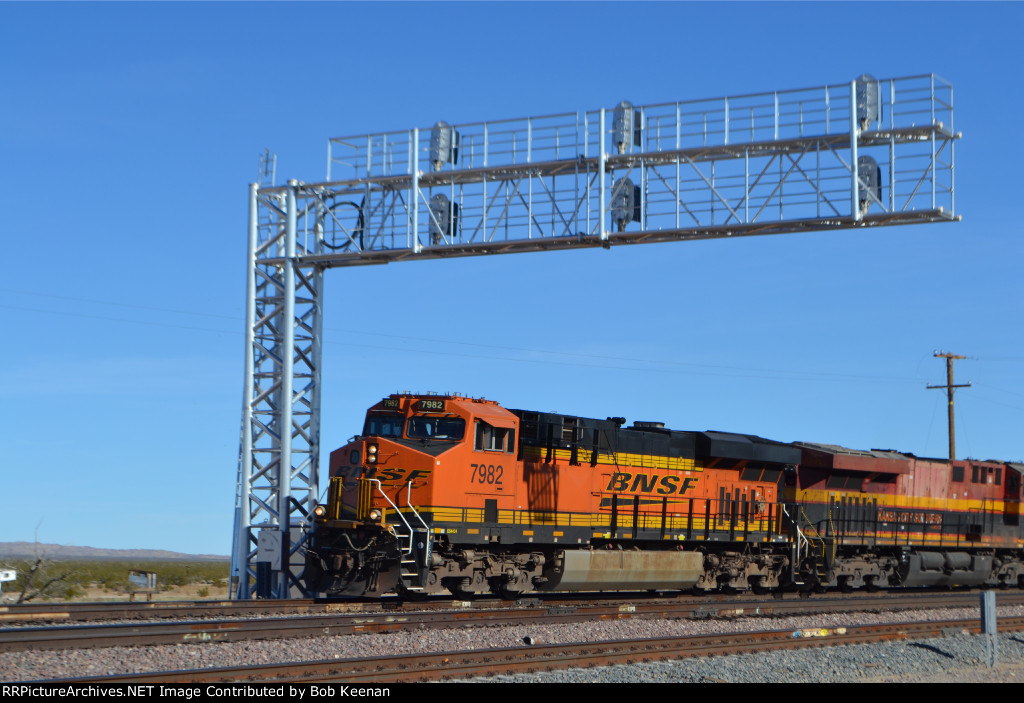 BNSF 7982