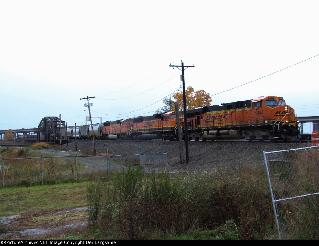 BNSF 6044