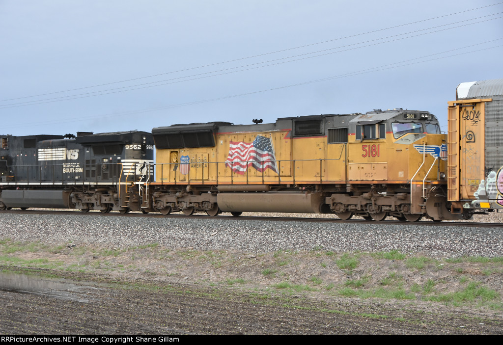 UP 5181 Roster shot.