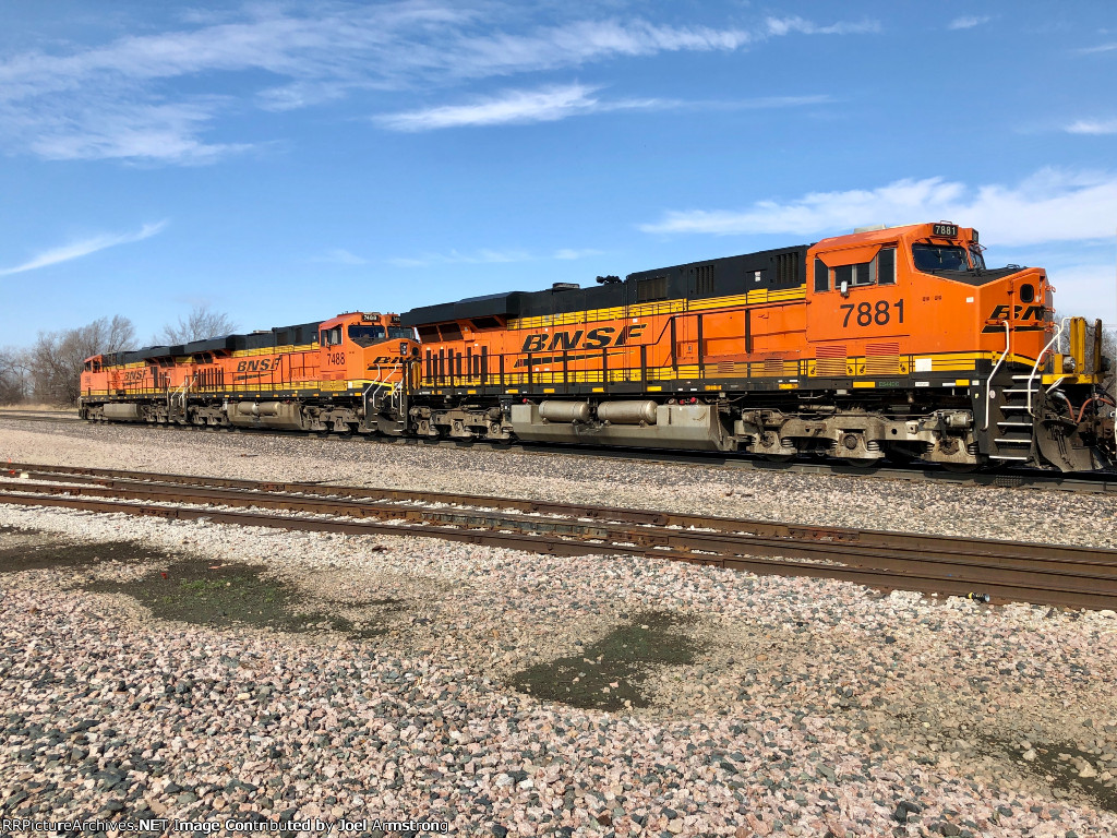 BNSF 7881