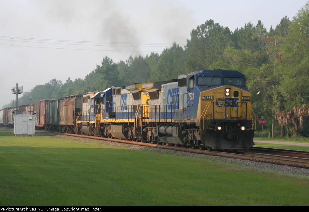 CSX 7823
