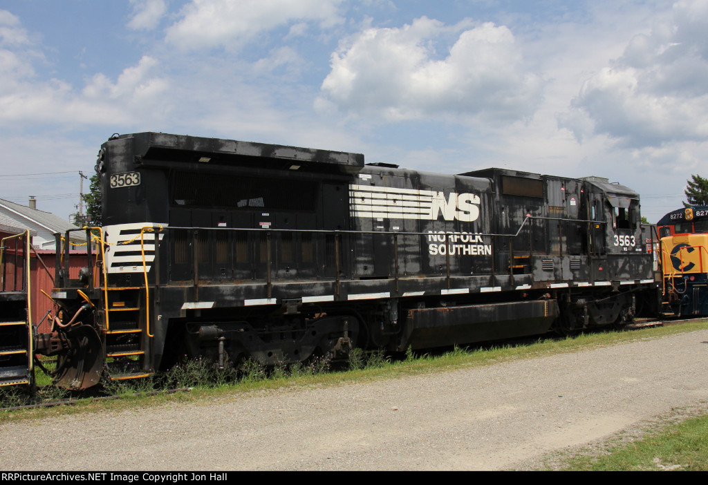 NS 3563