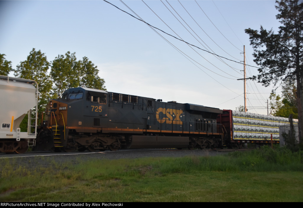 CSX 725
