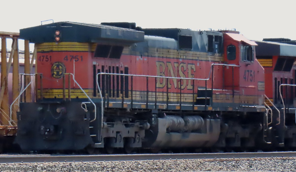 BNSF 4751