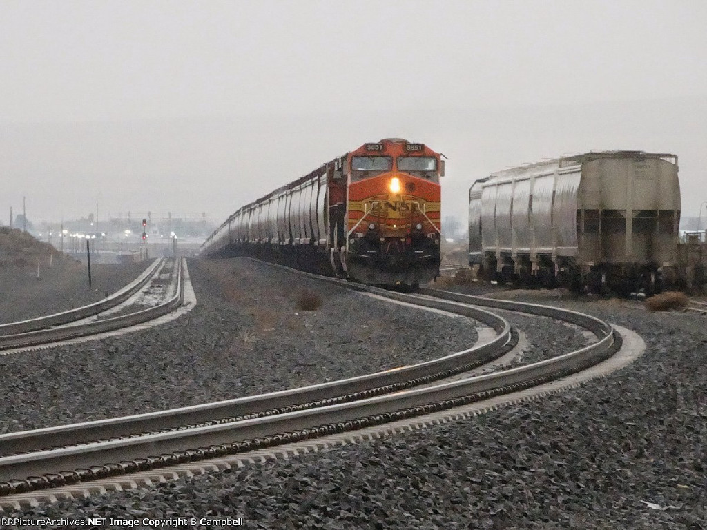 BNSF 5651-BNSF 4147