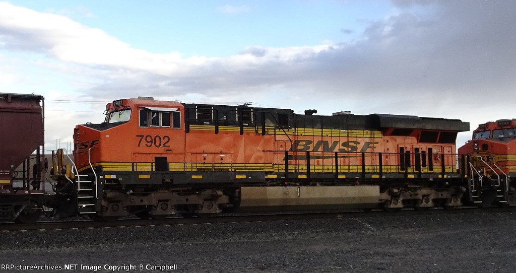 BNSF 7902