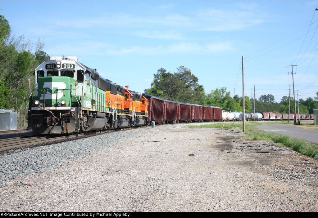 BN, I mean, BNSF 3133 leading the Amory local back into BNSFs Amory yard.
