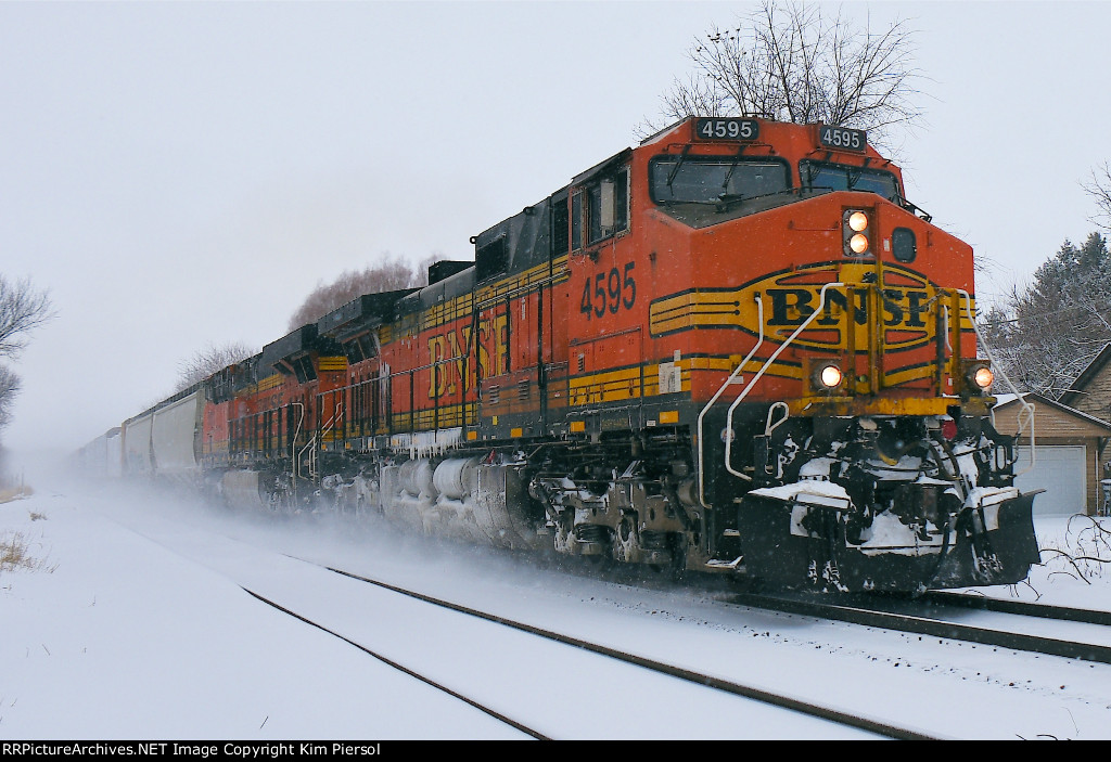 BNSF 4595