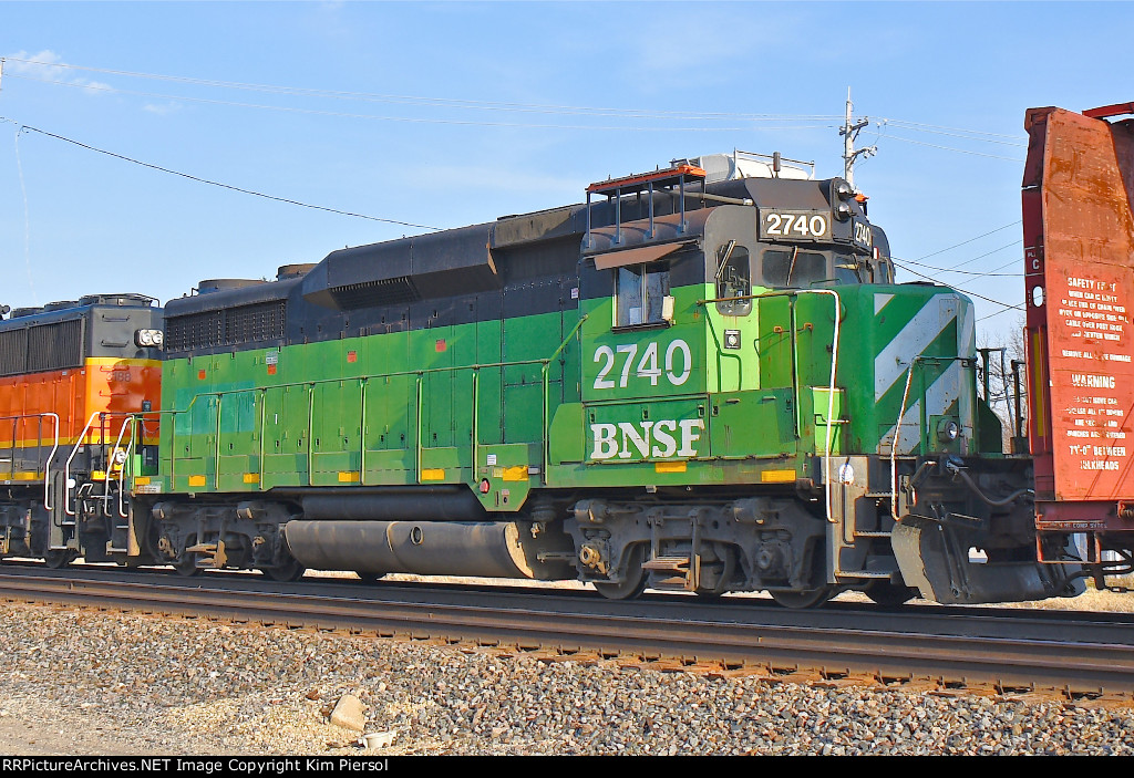 BNSF 2740