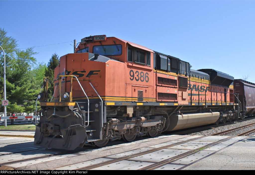 BNSF 9386 Pusher