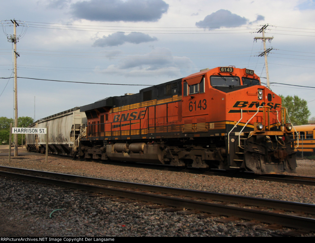 BNSF 6143 G-DAMETT DPU