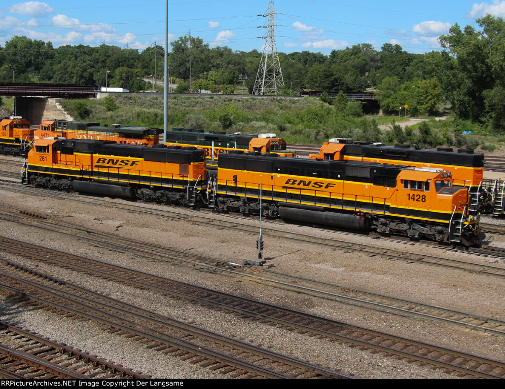 BNSF 1428