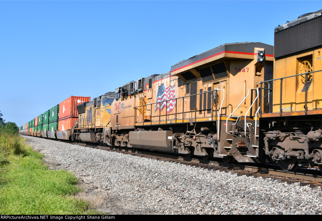 UP 7647 Roster shot.