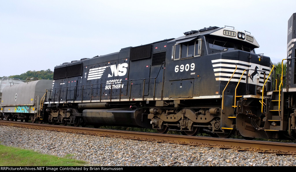 NS 6909