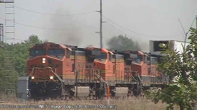 BNSF 4484 West