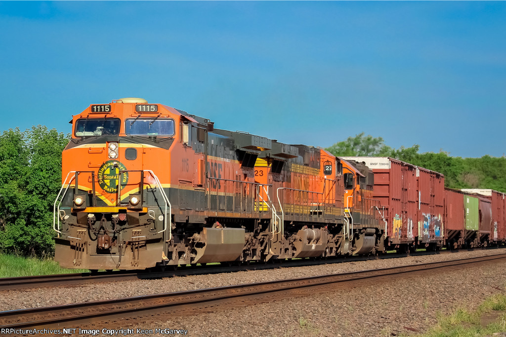 BNSF 1115 EAST