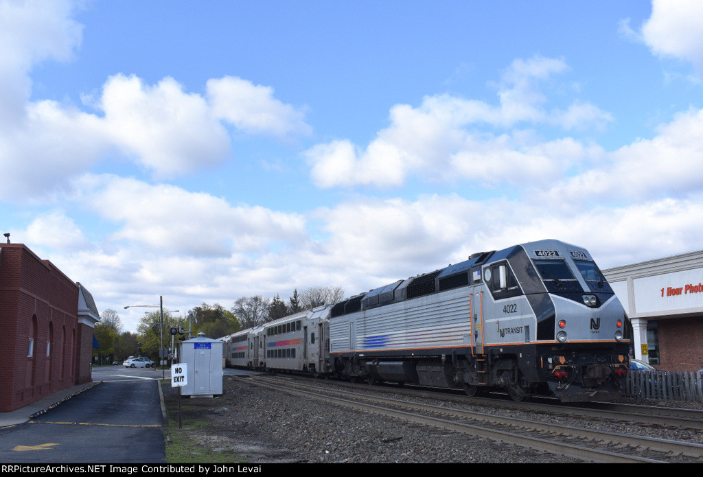 NJT PL42AC on the rear of NJT Train # 1212