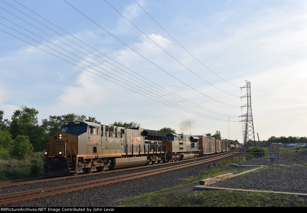 CSX passing NJT Bound Brook Station