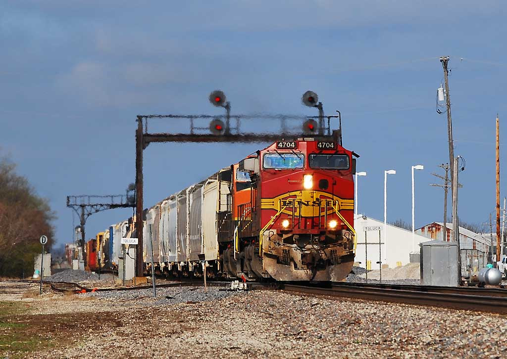 BNSF 4704
