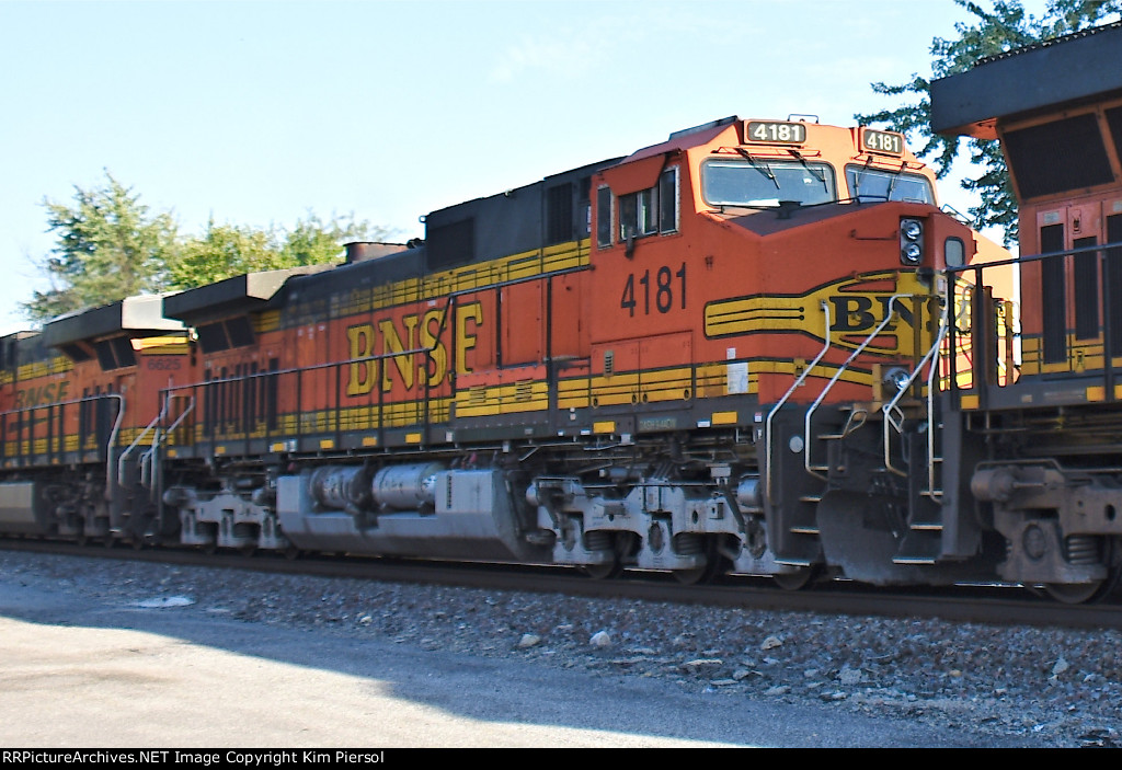 BNSF 4181
