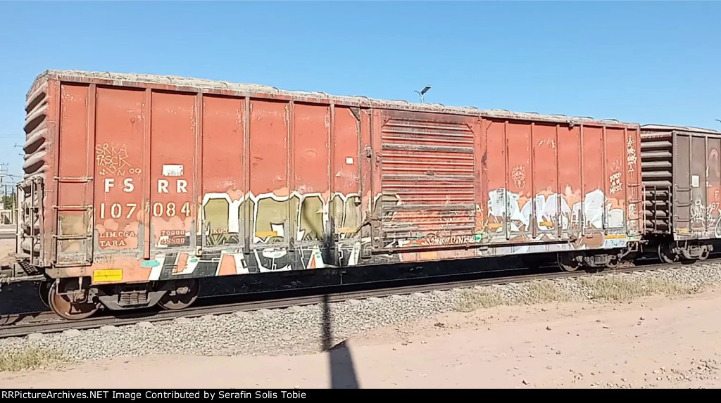 FSRR 107084 Con Grafiti