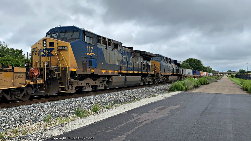 CSX 117 is the second DPU, both working hard.