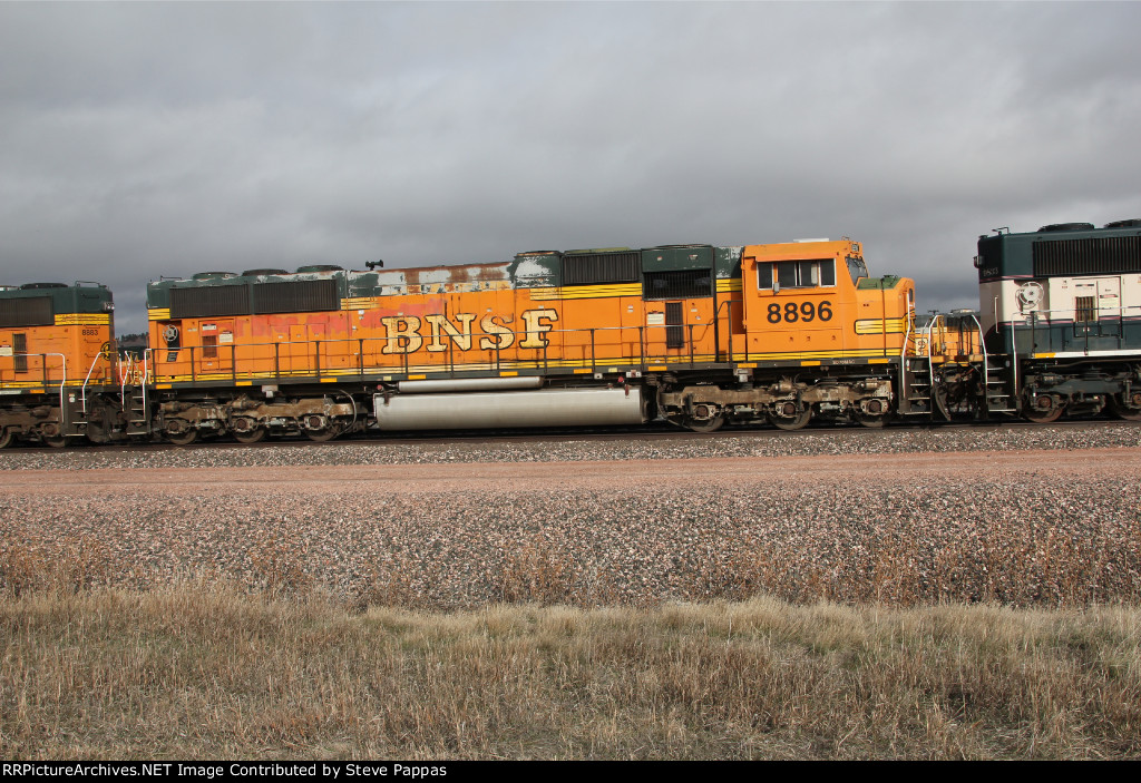 BNSF 8896