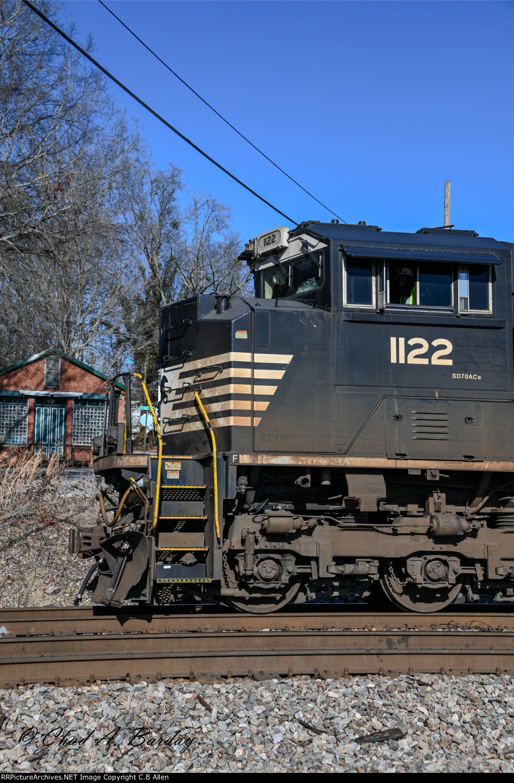 NS 1122.