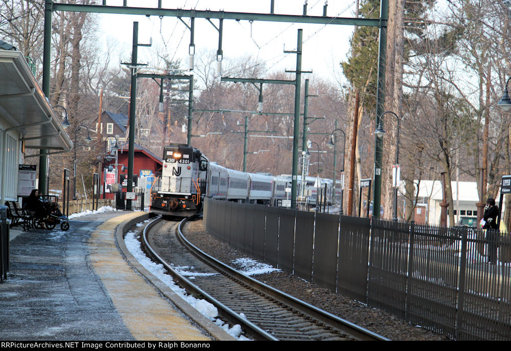 Running long hood lead, NJT GP40-2 4301 leads an equipment move enroute to Kearny NJ