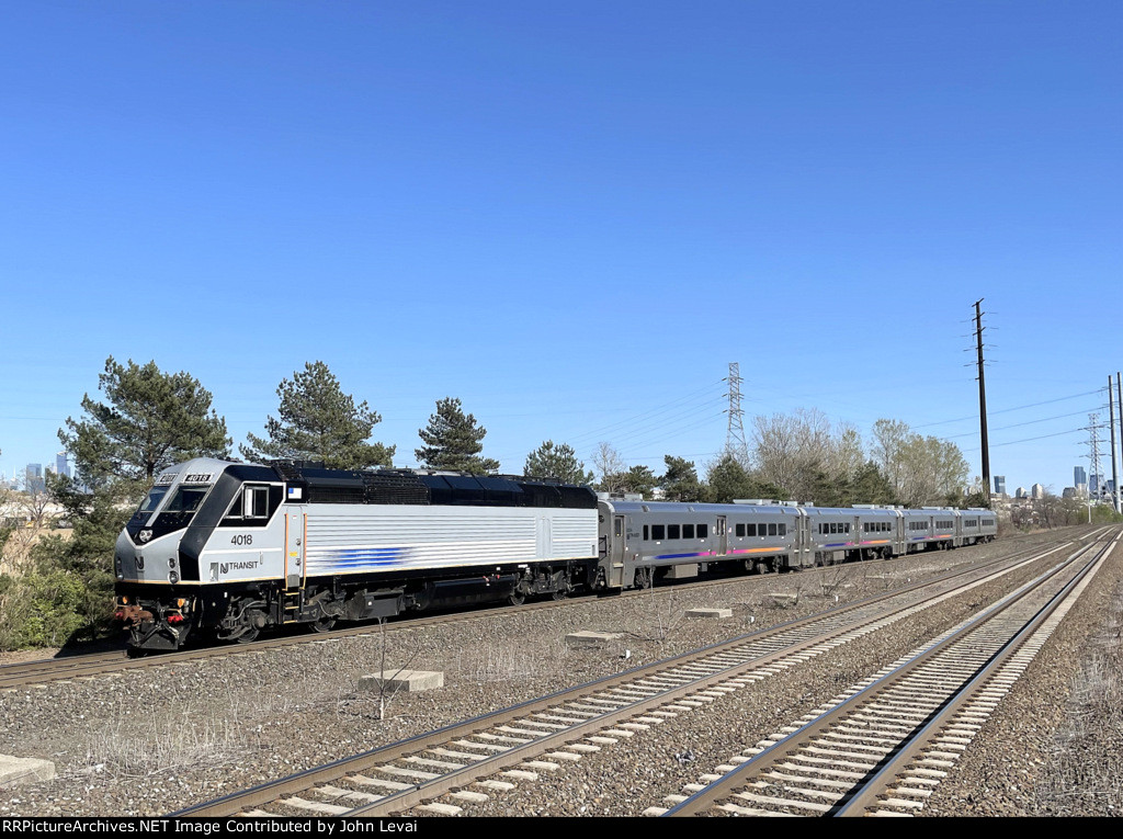 Westbound NJT with PL42