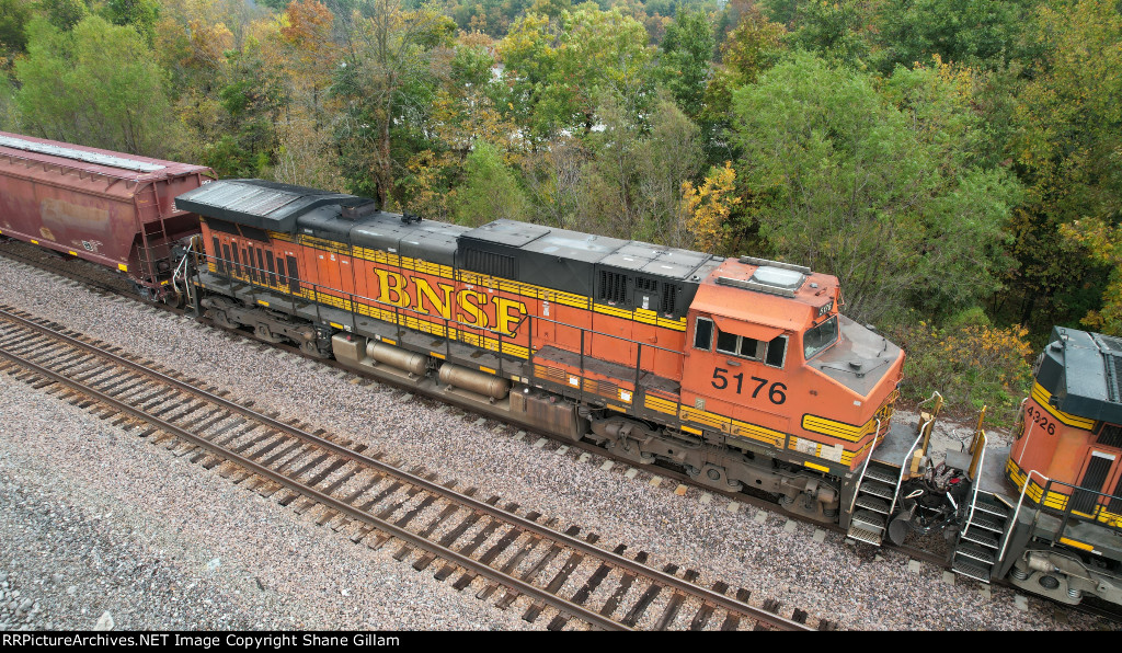 BNSF 5176 Roster shot
