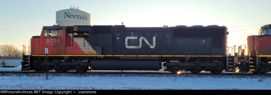 CN 5704