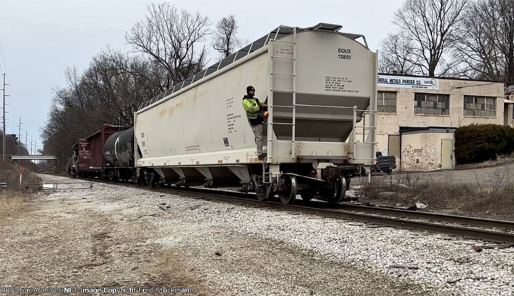 EQUX 13851 is new to rrpa.