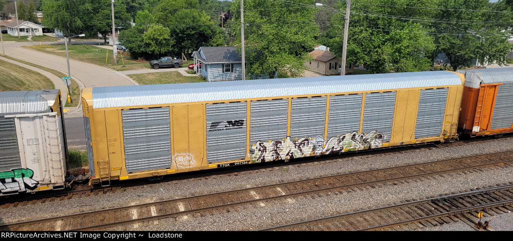 Untitled [www.rrpicturearchives.net]