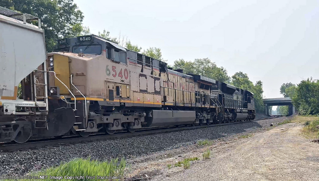 UP 6540 looks really rough.