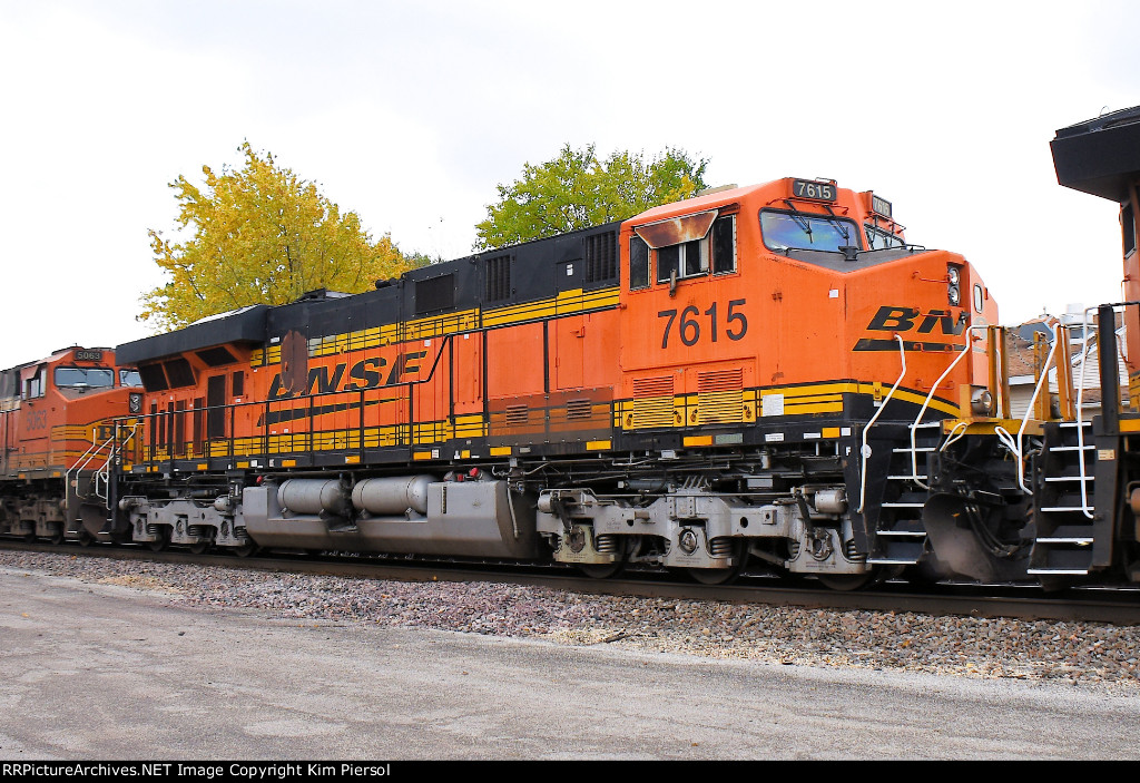 BNSF 7615