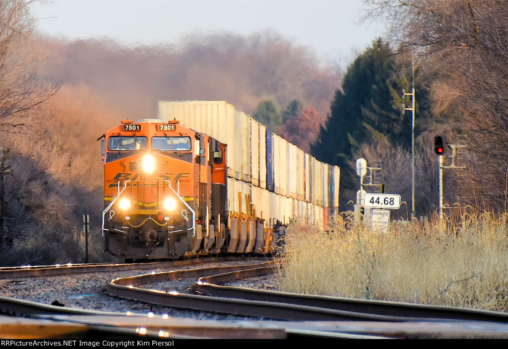 BNSF 7801