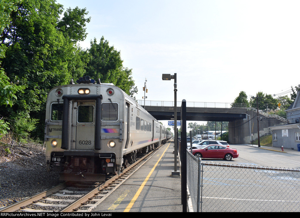 NJT Train # 1650 arriving into the depot
