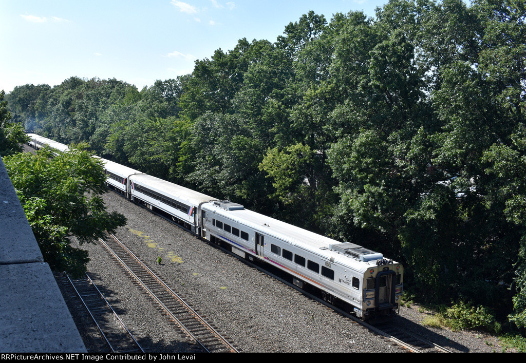 NJT Comet V Cab Car # 6043 trailing on NJT Train # 5425 after departing Cranford Station
