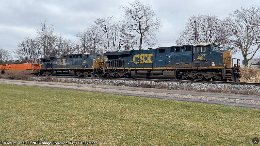 CSX 927