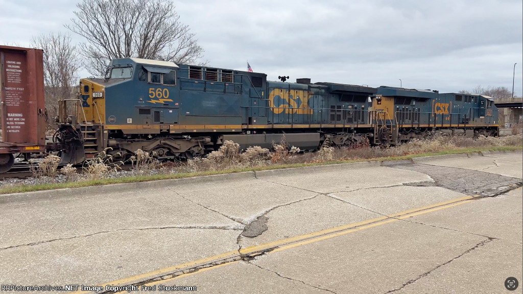 CSX 560