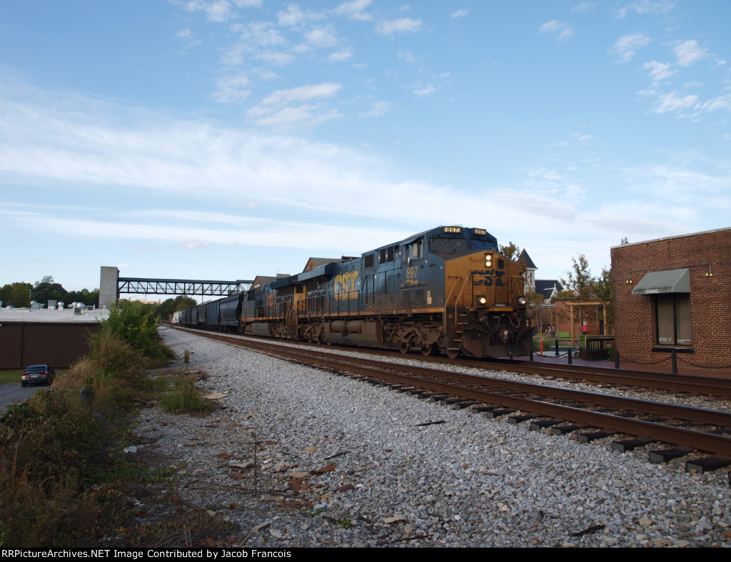 CSX 897