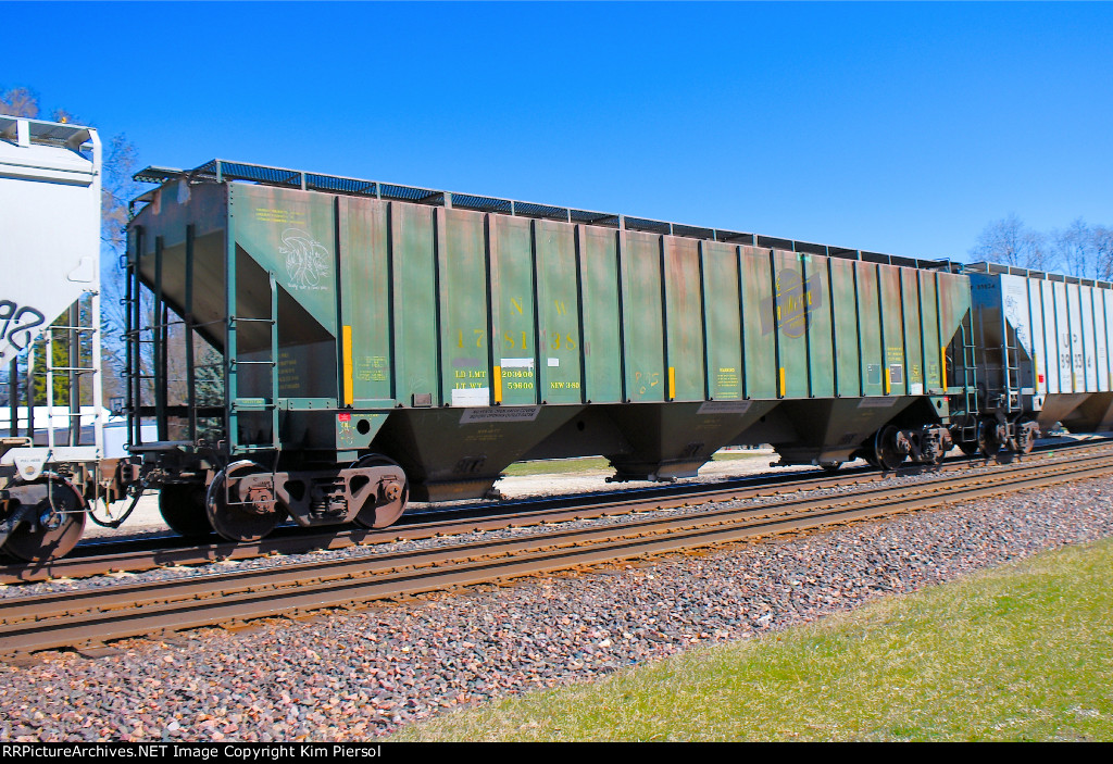 CNW 178138 "Employee Owned"