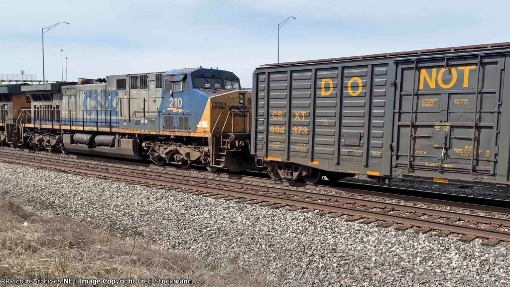 CSX 210
