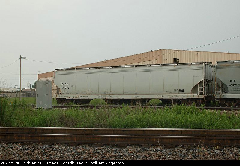 Occidental Chemical Corporation (OCPX) Covered Hopper No. 70795