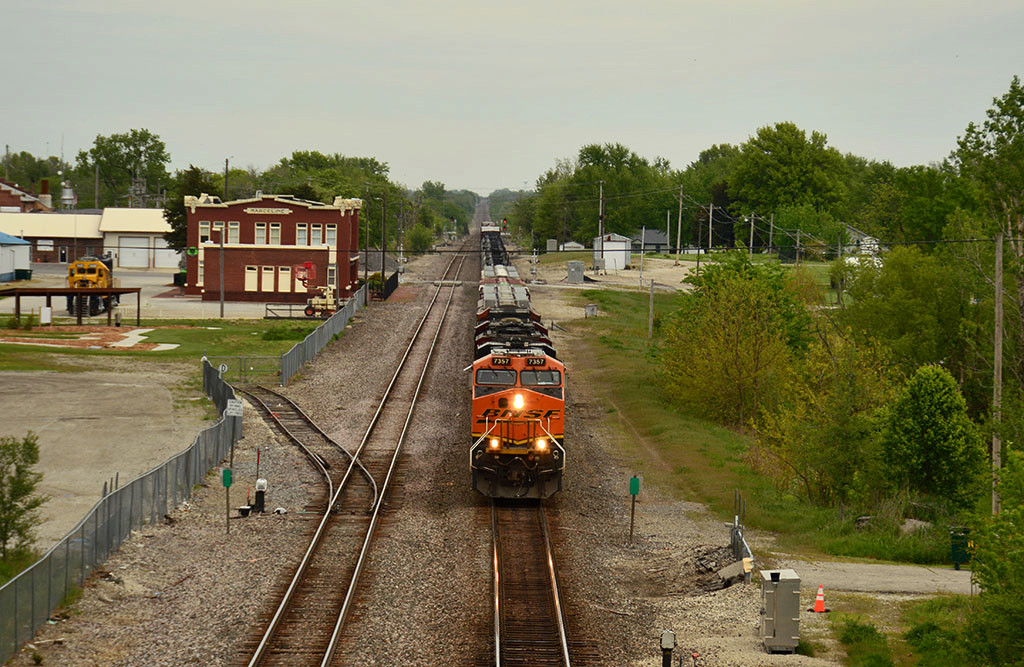 BNSF 7357