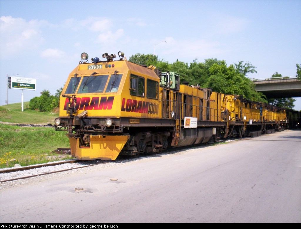RG 301 Loram Train