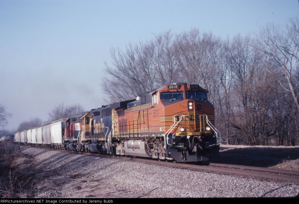 BNSF 5513