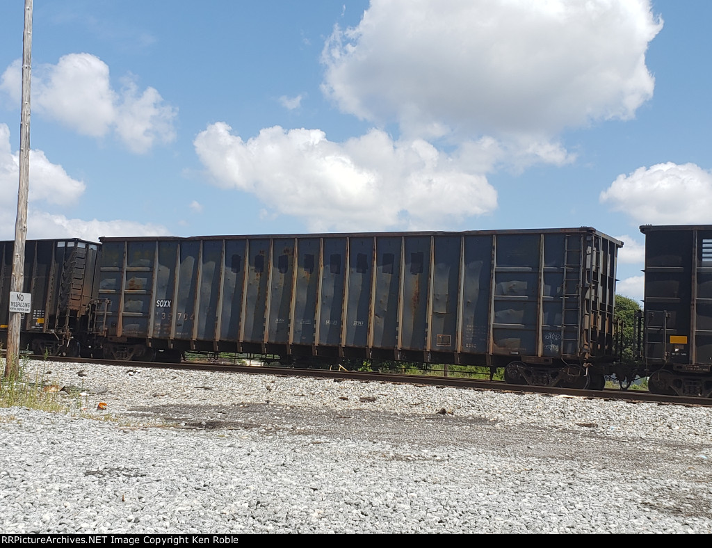 SOXX ex SOU woodchip gondola