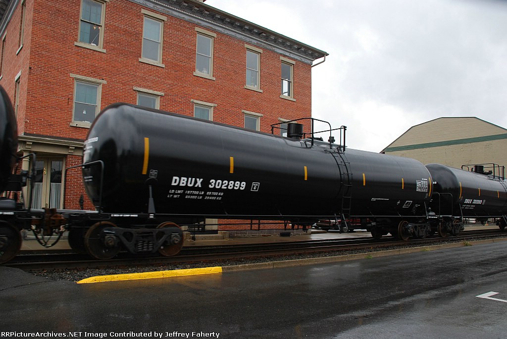 DBUX 302899